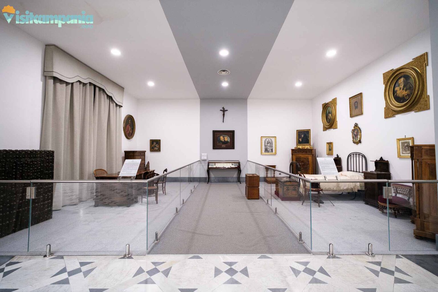 Sanctuary of the Blessed Virgin Mary of the Holy Rosary of Pompeii ...