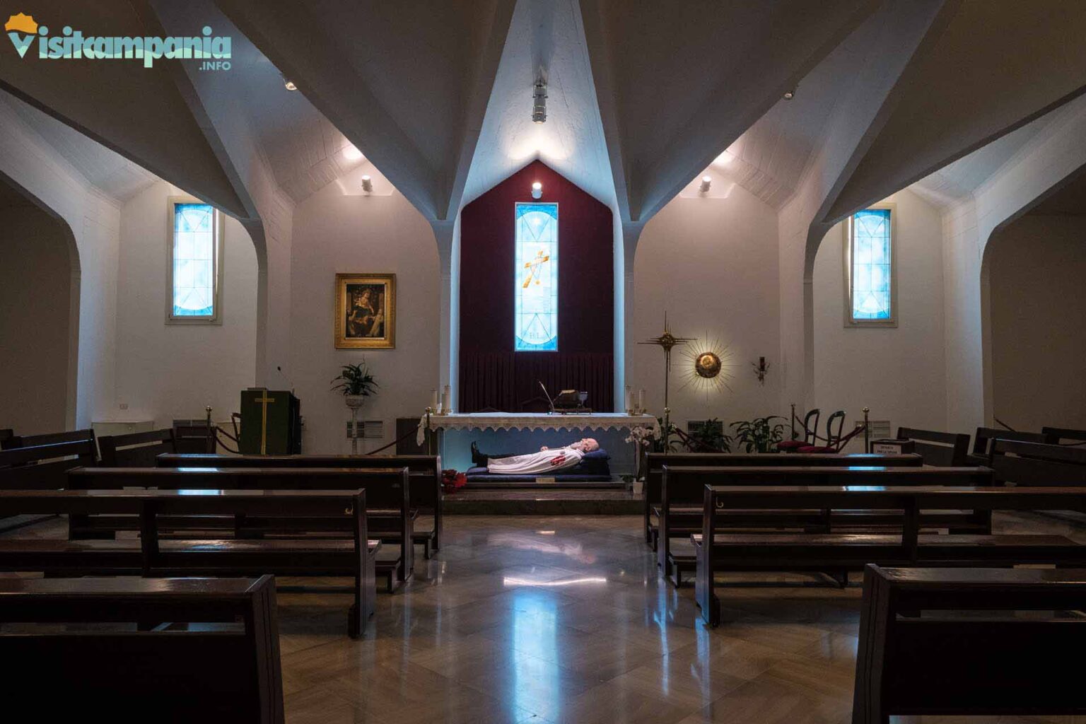 Sanctuary of the Blessed Virgin Mary of the Holy Rosary of Pompeii ...